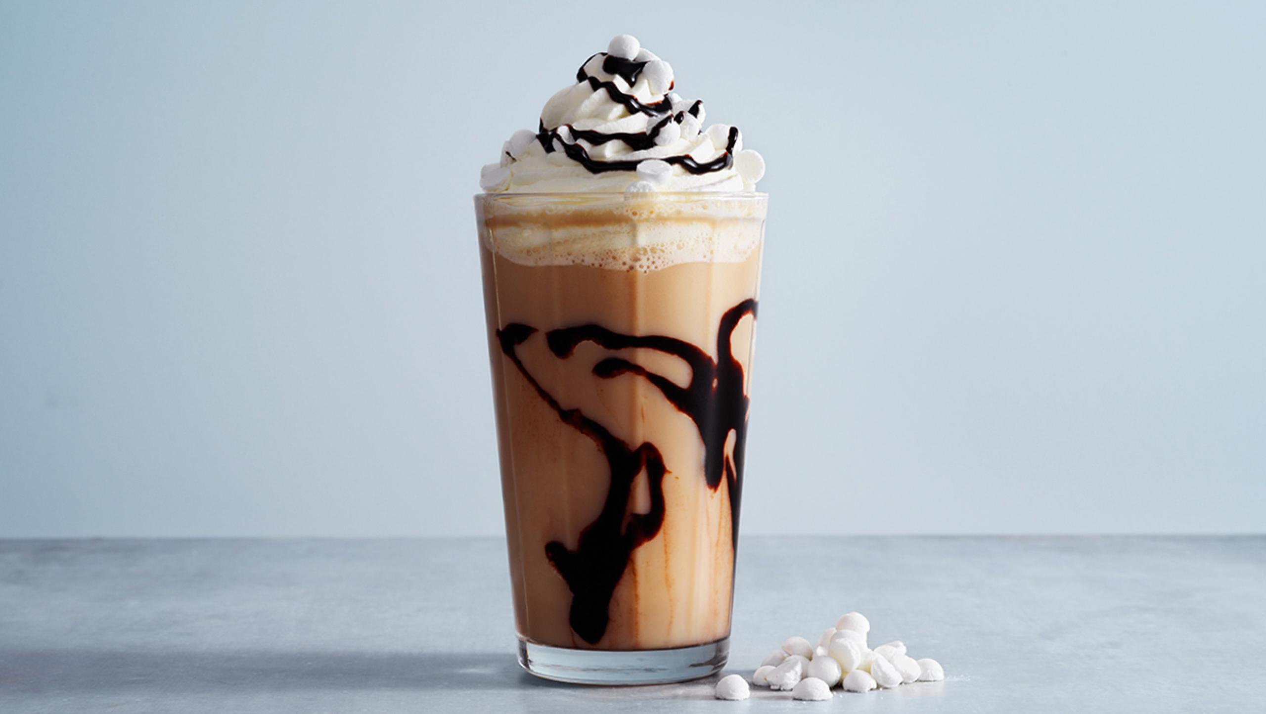 Frappe marängsviss | Waynes Coffee – Ekologisk frukost, lunch och fika