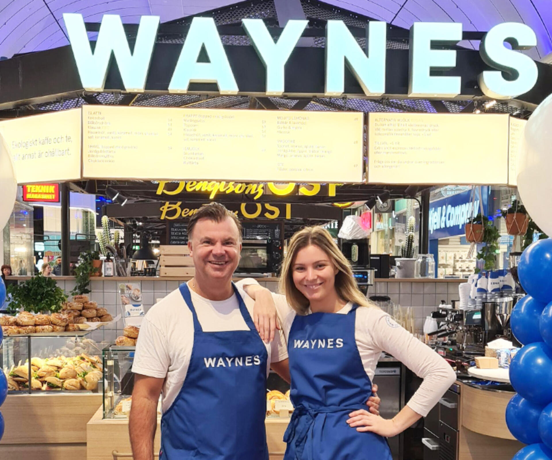 Öppning av café | Waynes Coffee – Ekologisk frukost, lunch och fika